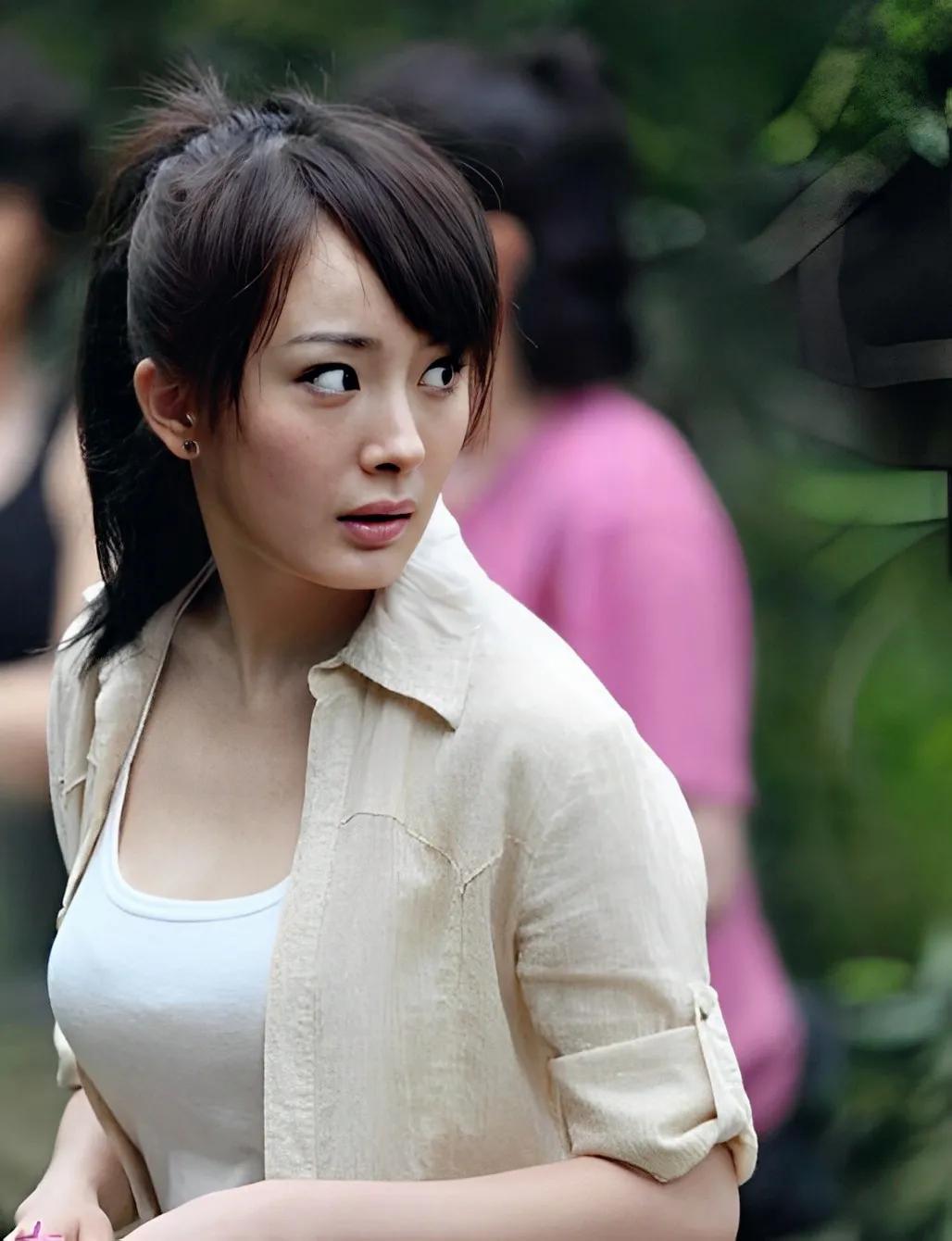 The deeds of female stars in their 30s tell you that happiness is not based on luck. - iMedia