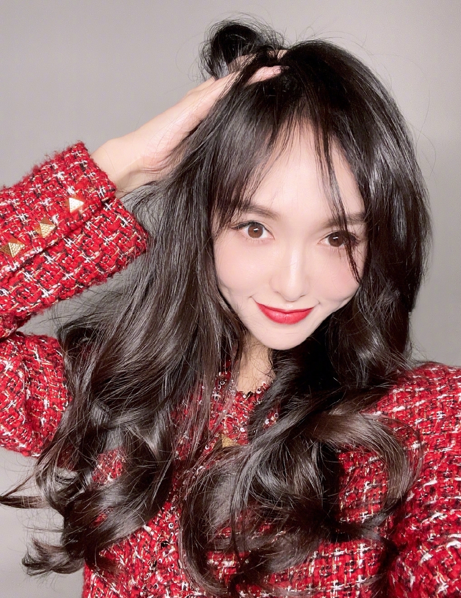 Actress Clothing - Tang Yan (14) - iNEWS