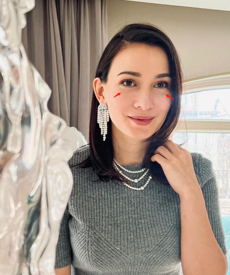 Han Geng's wife showed off her figure in a waistless dress, her waist ...