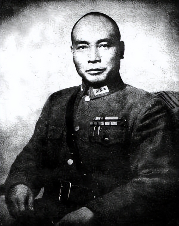 He was the commander of the lieutenant general of the Kuomintang, and he was the first batch of ...