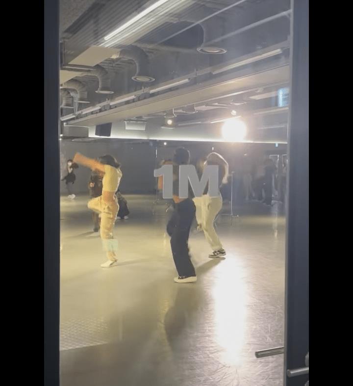 In order to let her daughter learn to dance, Guo Keying and Lin Wenlong ...