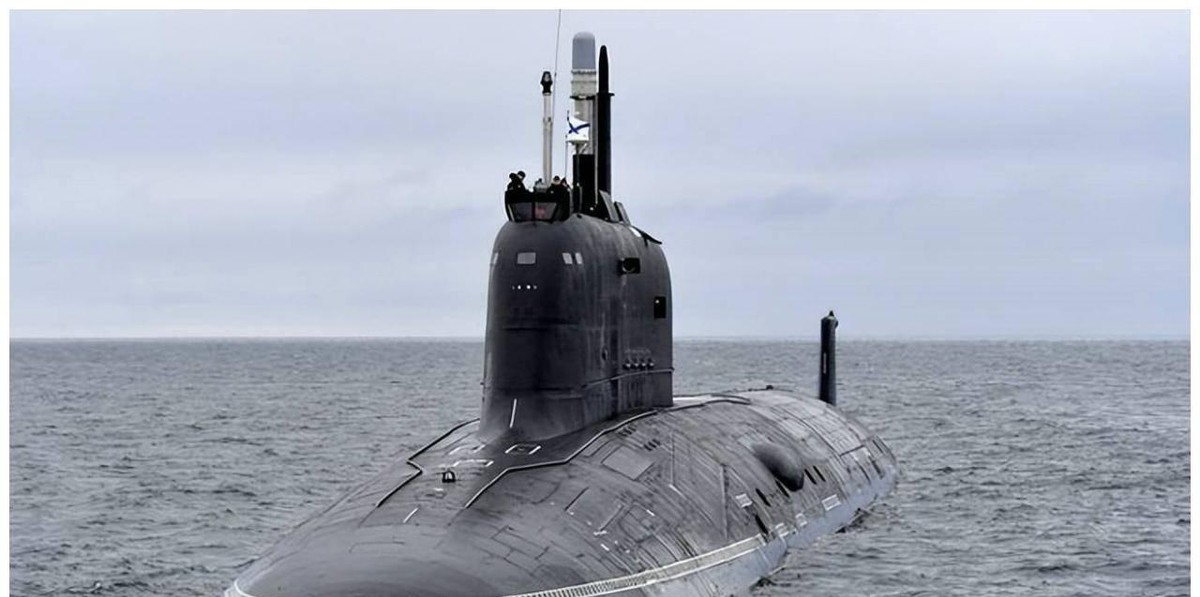 Longer than the Typhoon class! Russia's world's largest nuclear ...