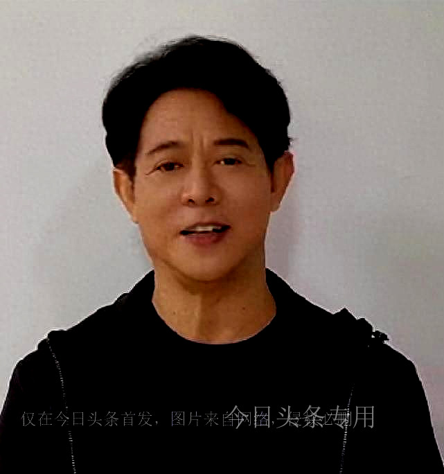The 59-year-old Jet Li made a rare appearance, his appearance changed ...