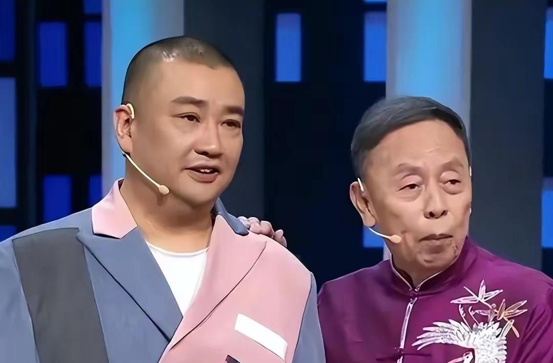 87-year-old Huang Junying suffered heavy blows one after another. He ...