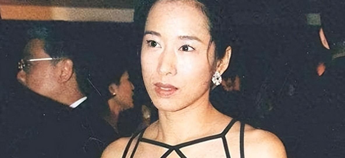 "Clean yourself and leave home"! The relationship between Loletta Chu ...