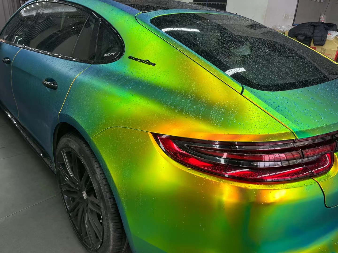 Porsche Camus color changing film Sub-Rainbow electroplating green ...