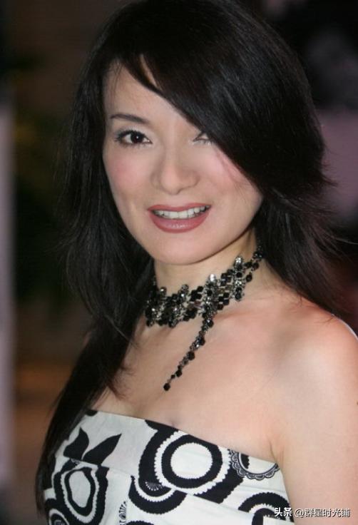 Do you still remember Yan Qingyu who played the golden flower mother-in ...