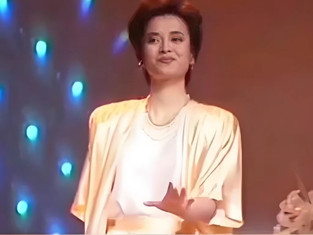 Mao Amin: Love and tenacious life behind the singing legend - iNEWS