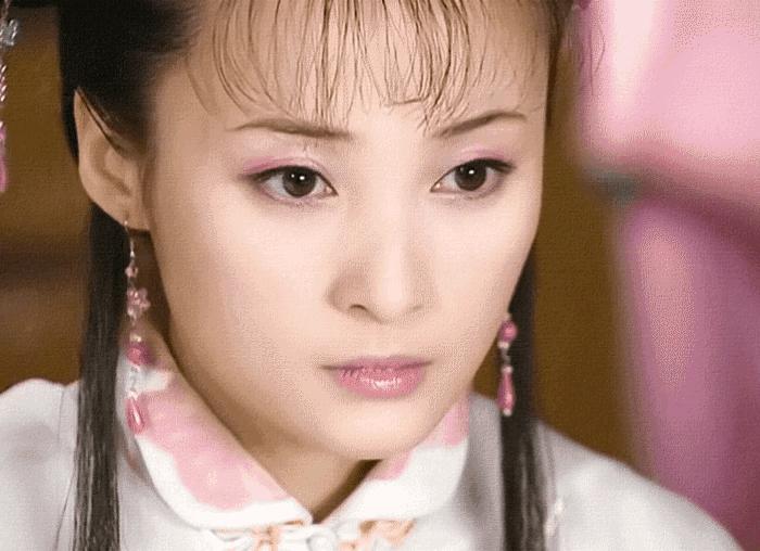Jiang Qinqin, the first beauty in ancient costume - iNEWS