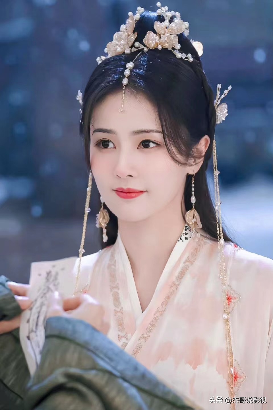 Bailu may star in "Gongyu", the male protagonist can choose one of the ...