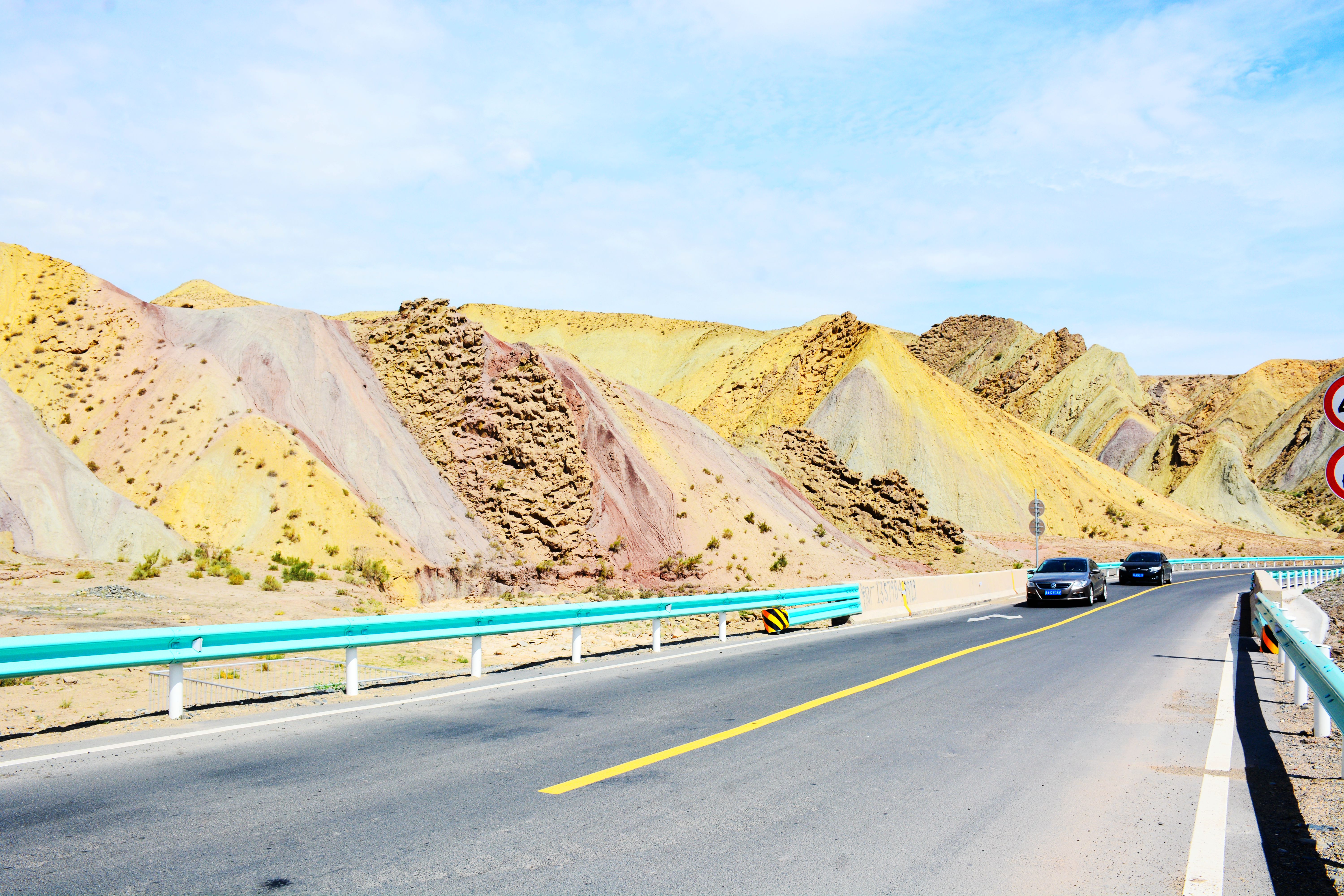 Picturesque Baili Danxia (Travel Notes) - iMedia