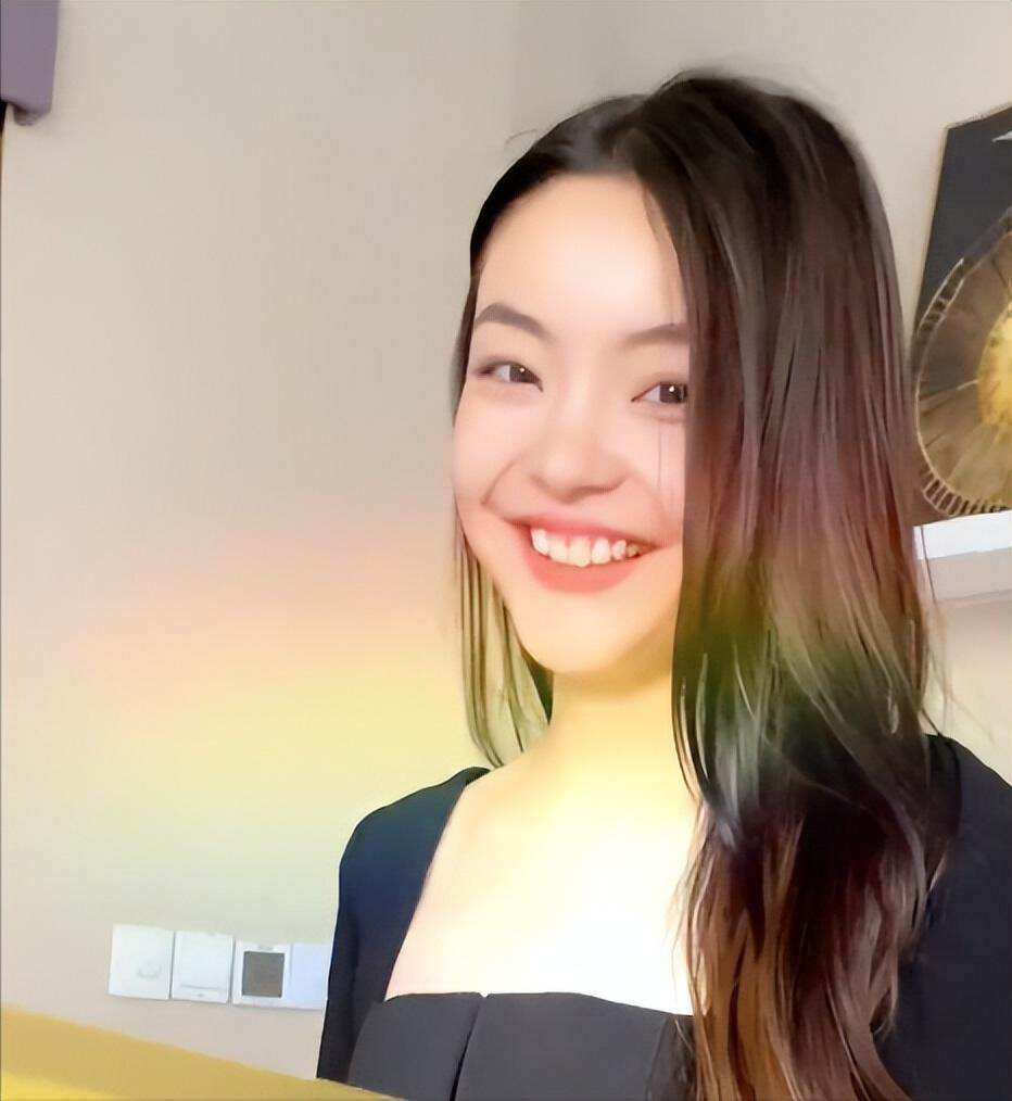 Chen Feiyu exploded! Photos leaked out of the bed with a female internet celebrity, she opened ...