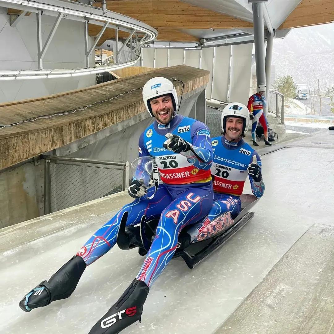 The brave game-sled - iNEWS