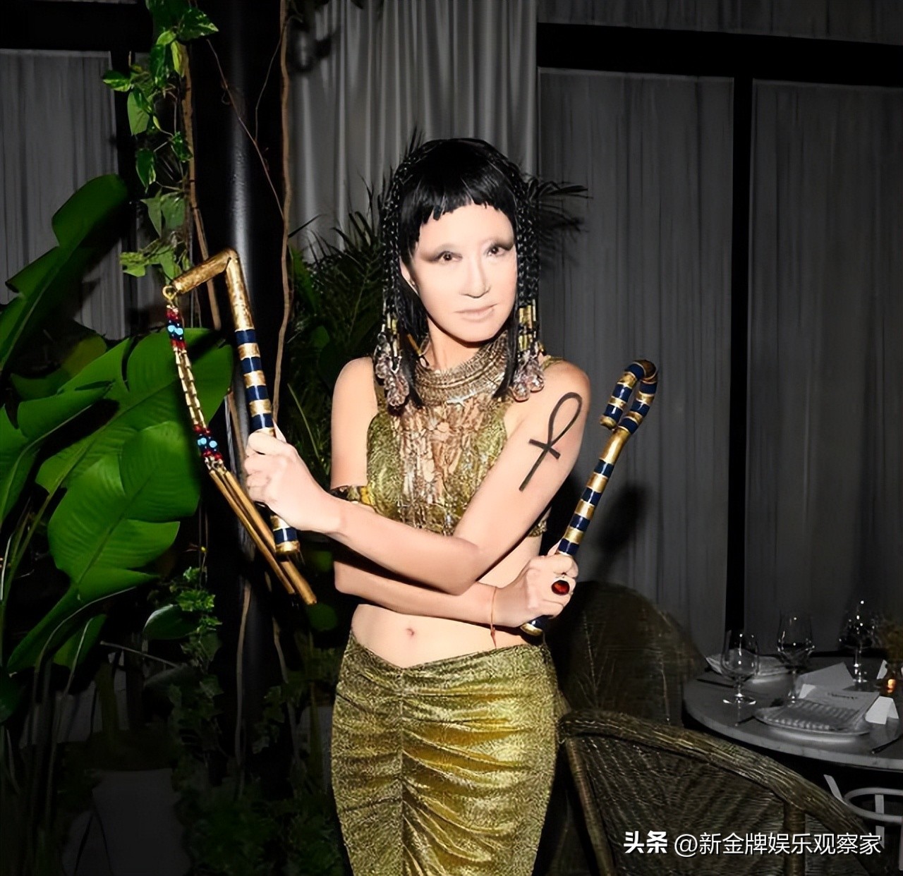 Wang Weiwei is growing up again!Is it wrong to dress up as Cleopatra ...