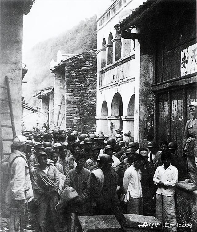 In 1949, Ran Yizhizi, a survivor of Zhazidong, found the organization ...