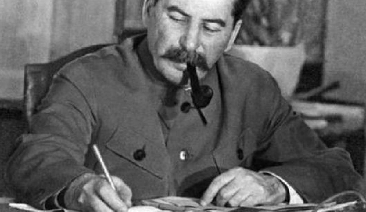 What did the Soviet chief of staff say in 1942 that Stalin forced ...