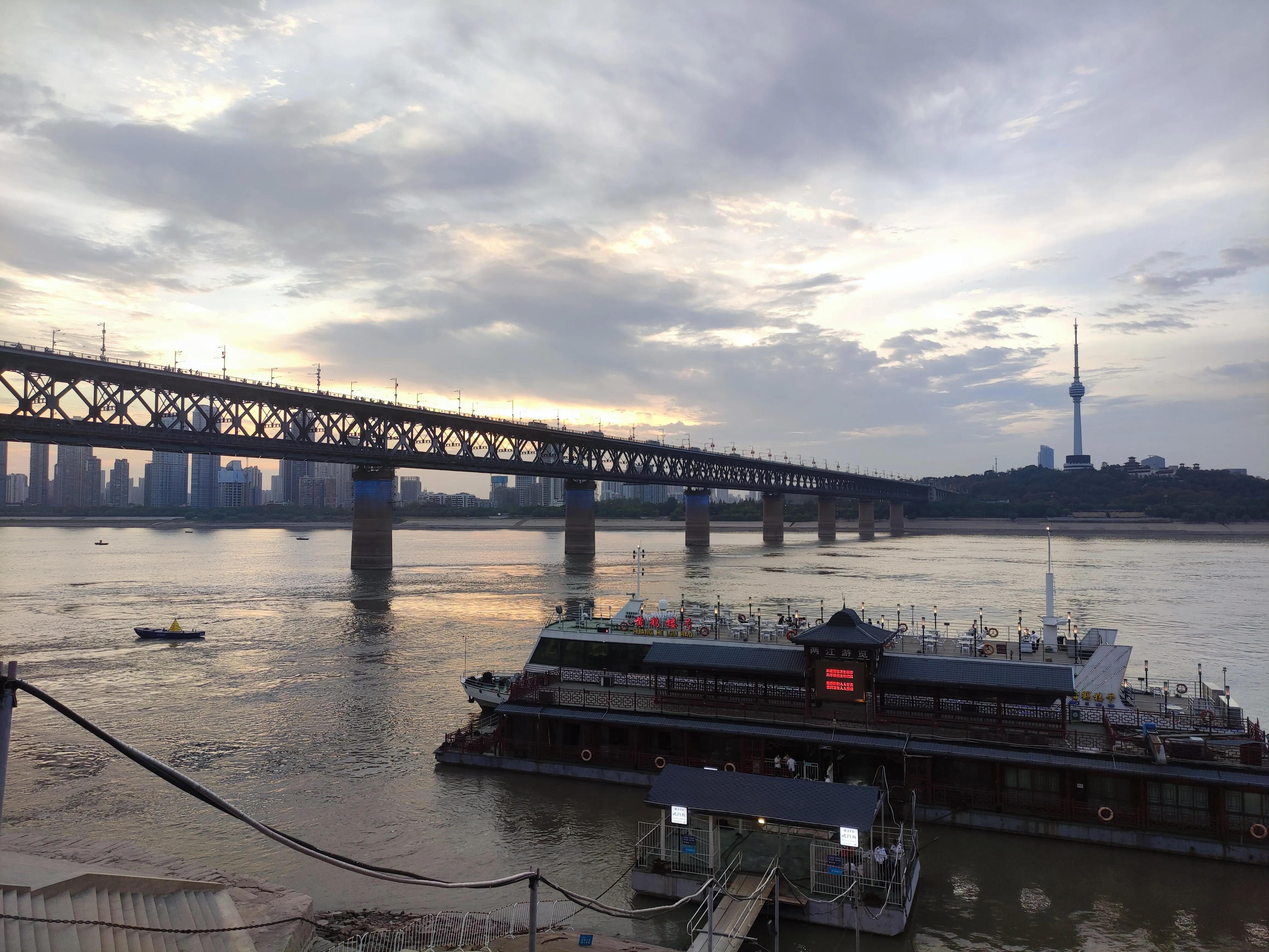 Kung Fu Niu Niu battle, 8 days and 4 provinces 1880 kilometers by car ...