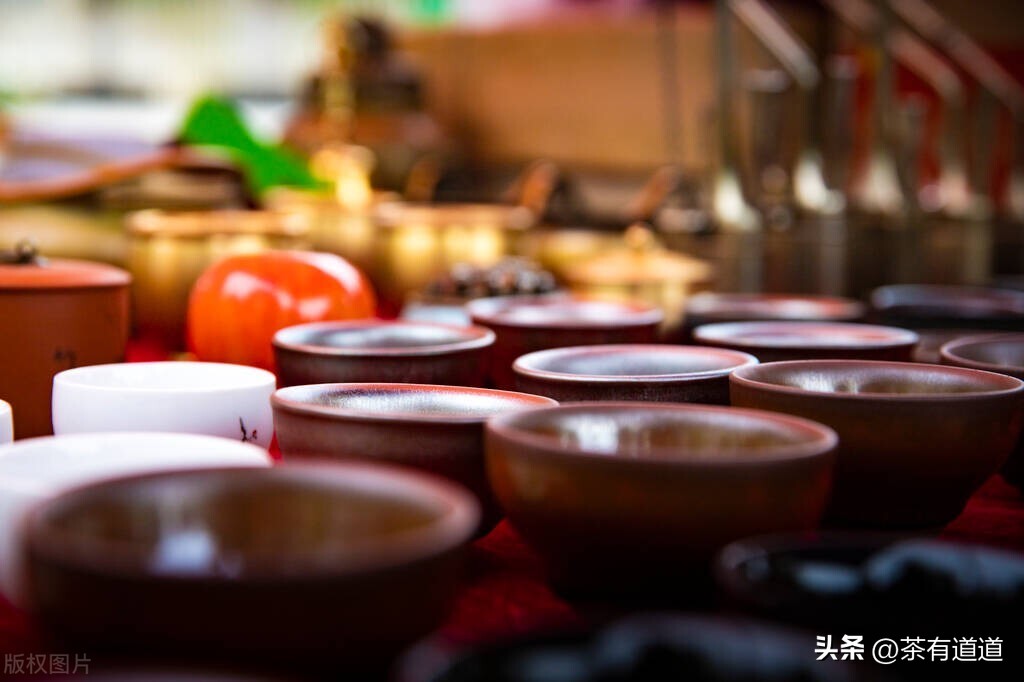 Lu Tong's "Seven Bowls of Tea Poems" - iMedia