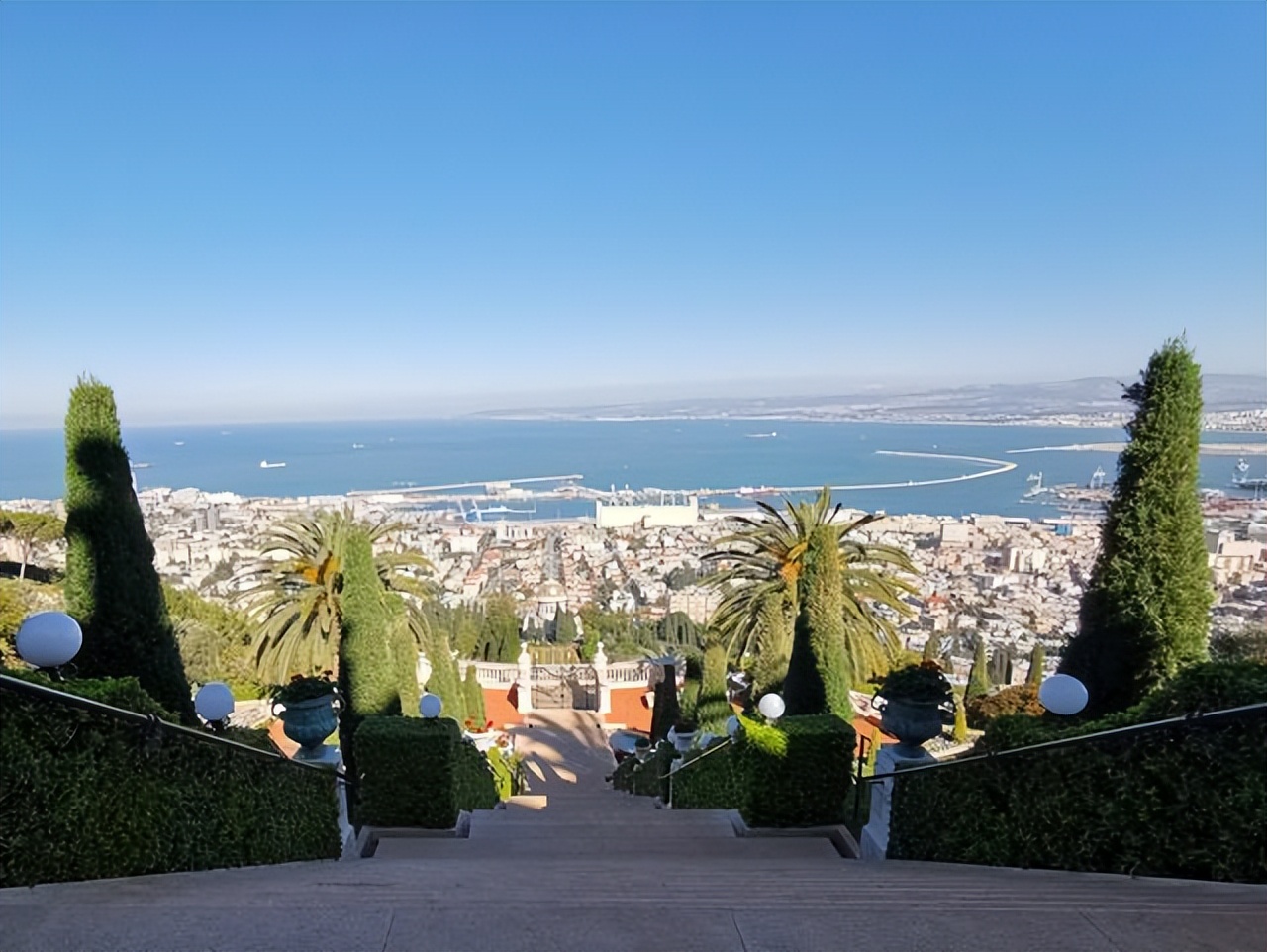 The Forgotten Path : The Báb and the Journey of the Bab's Faith - iNEWS