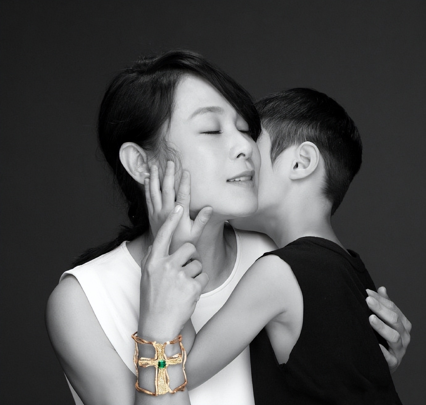 The stars brought their babies to the scene, and the lineup was ...