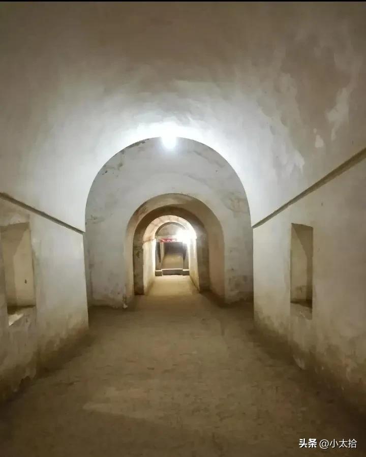 Zhaoling Mausoleum of Emperor Taizong of Tang Dynasty (Tomb ...