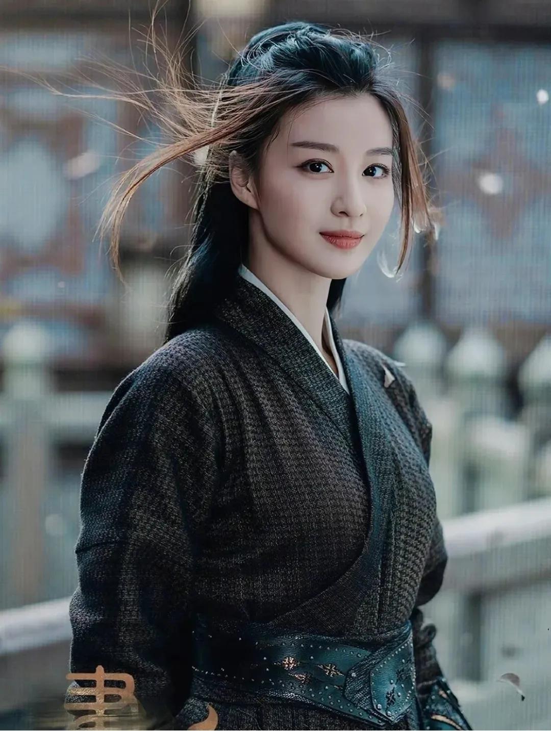 "Fighting Knives in the Snow" This is the subjugated princess Jiang Si ...