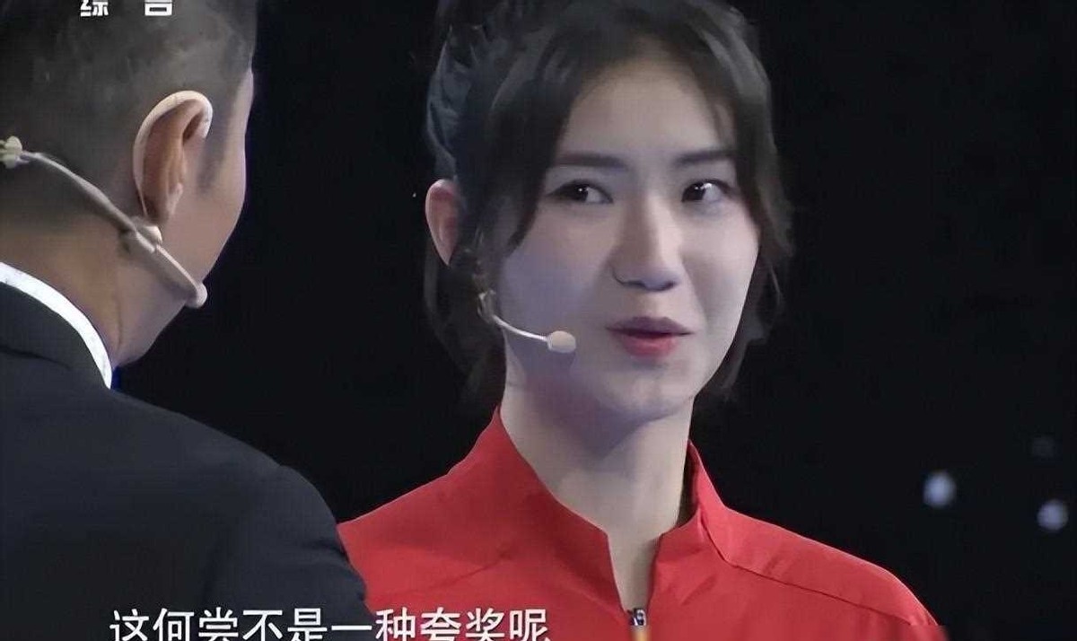 Xia Si Ning appeared on CCTV1! Sa Beining exclaimed: So pretty! 21-year ...