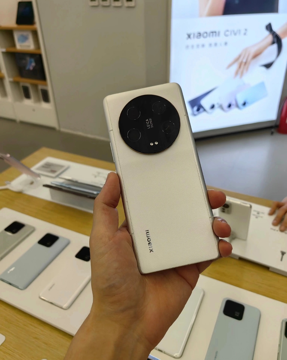 Mi 13 Ultra has been officially released, personal test experience ...