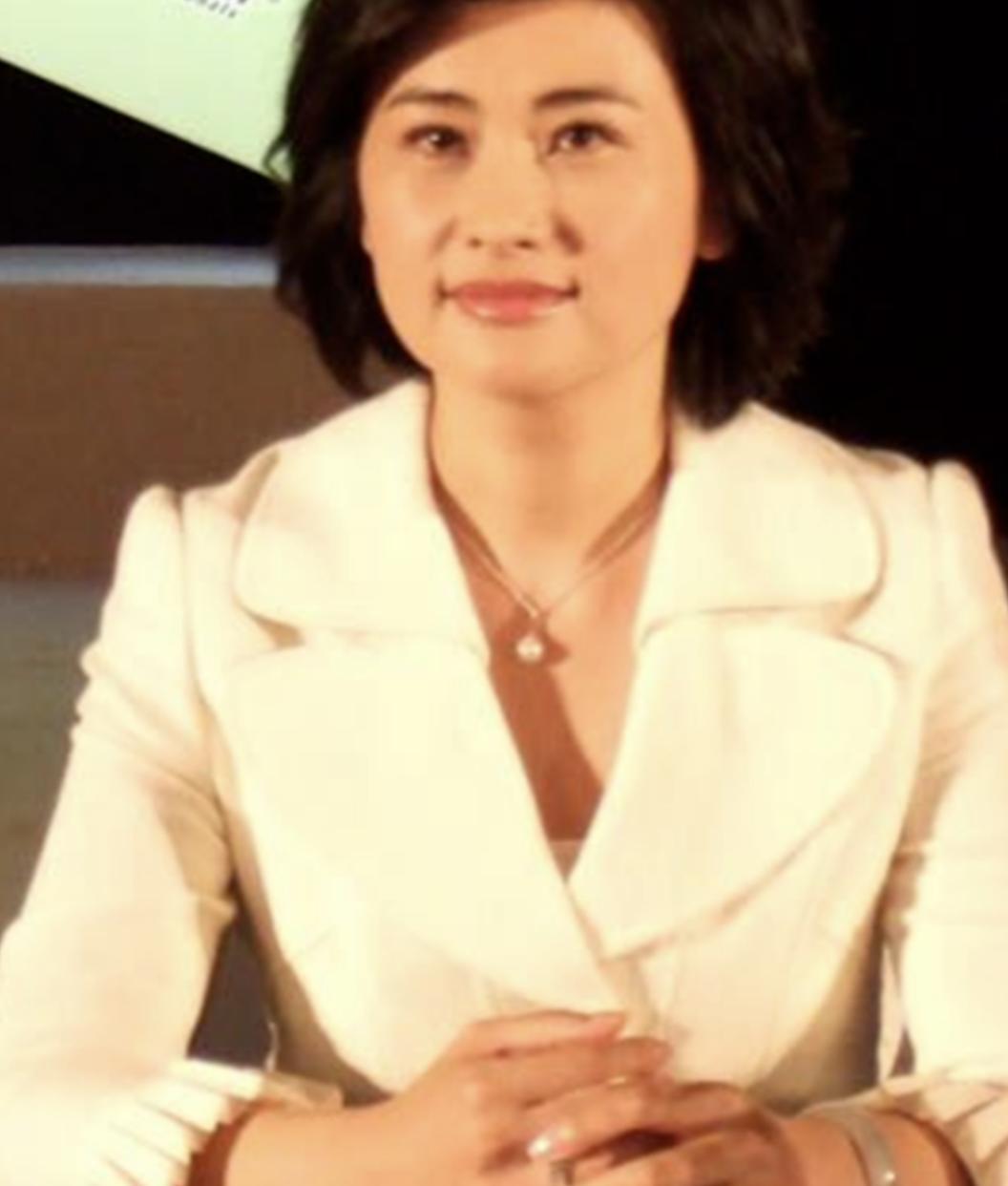 Host Wu Xiaoli: Recognized with her impoverished brother, why was she ...