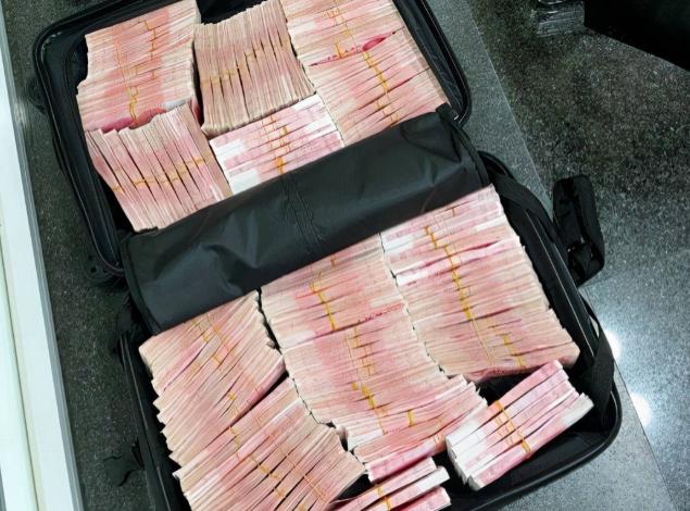 How much is 100 million yuan in cash, and how hard is it to get it out ...