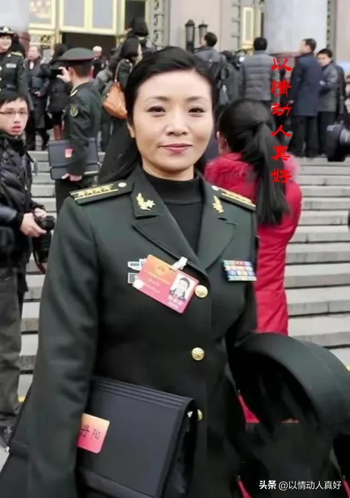 2 famous military female singers tell you from personal experience what ...