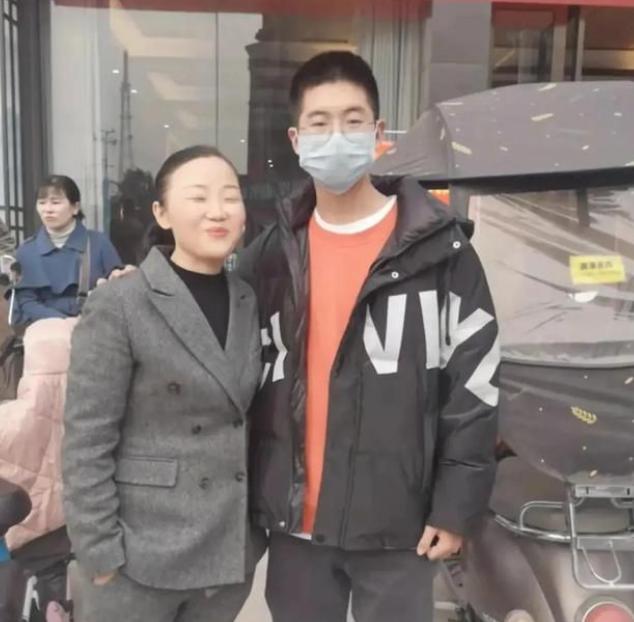 Sun Yuefa's dynamic has meaning, slowly opening Sun Zhuo's heart knot ...