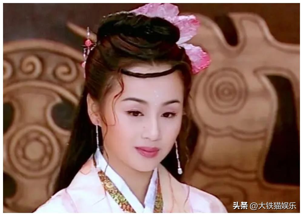 Although he was just visiting a class, he was roped in by the director ...