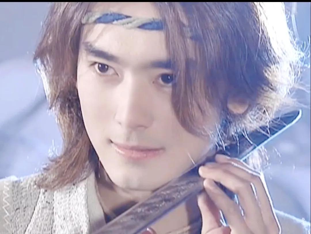 Thailand's Oba TAE official announced the second marriage, Ouyang Nana ...