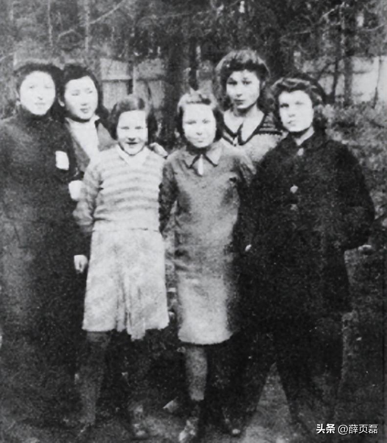In 1965, when Zhu Min was dying, Zhu De ordered the use of his ...
