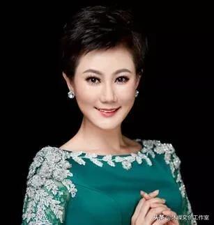 Beautiful flower crown, sweet and beautiful literary worker--Ye Cui ...