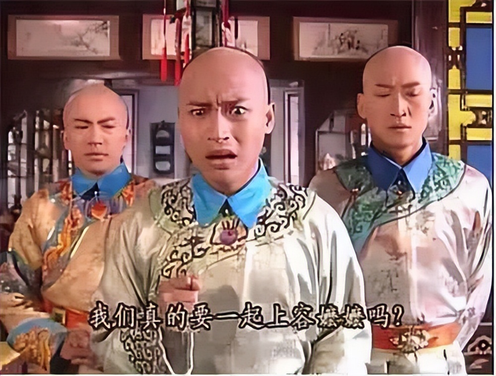 Those funny goof shots, some of them can even be seen by children ...