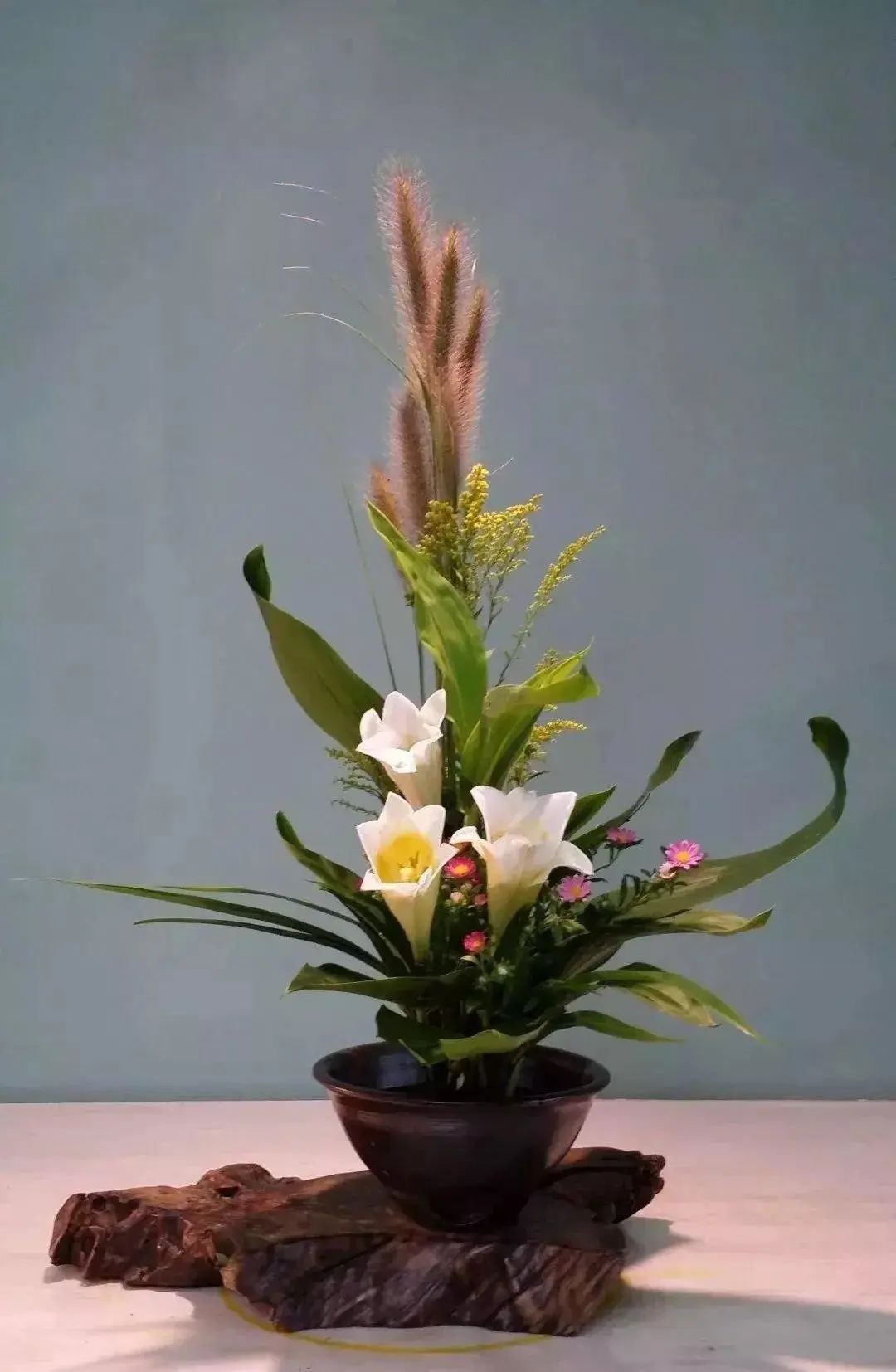 Understanding Chinese Floral Art from the Six Flower Vessels - iMedia