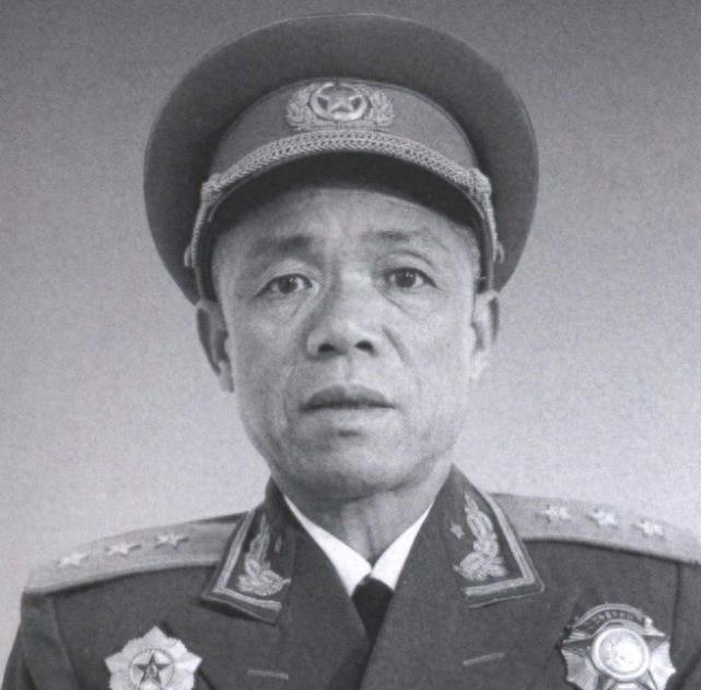 During the Lushan Conference in 1959, a marshal and a general took the ...