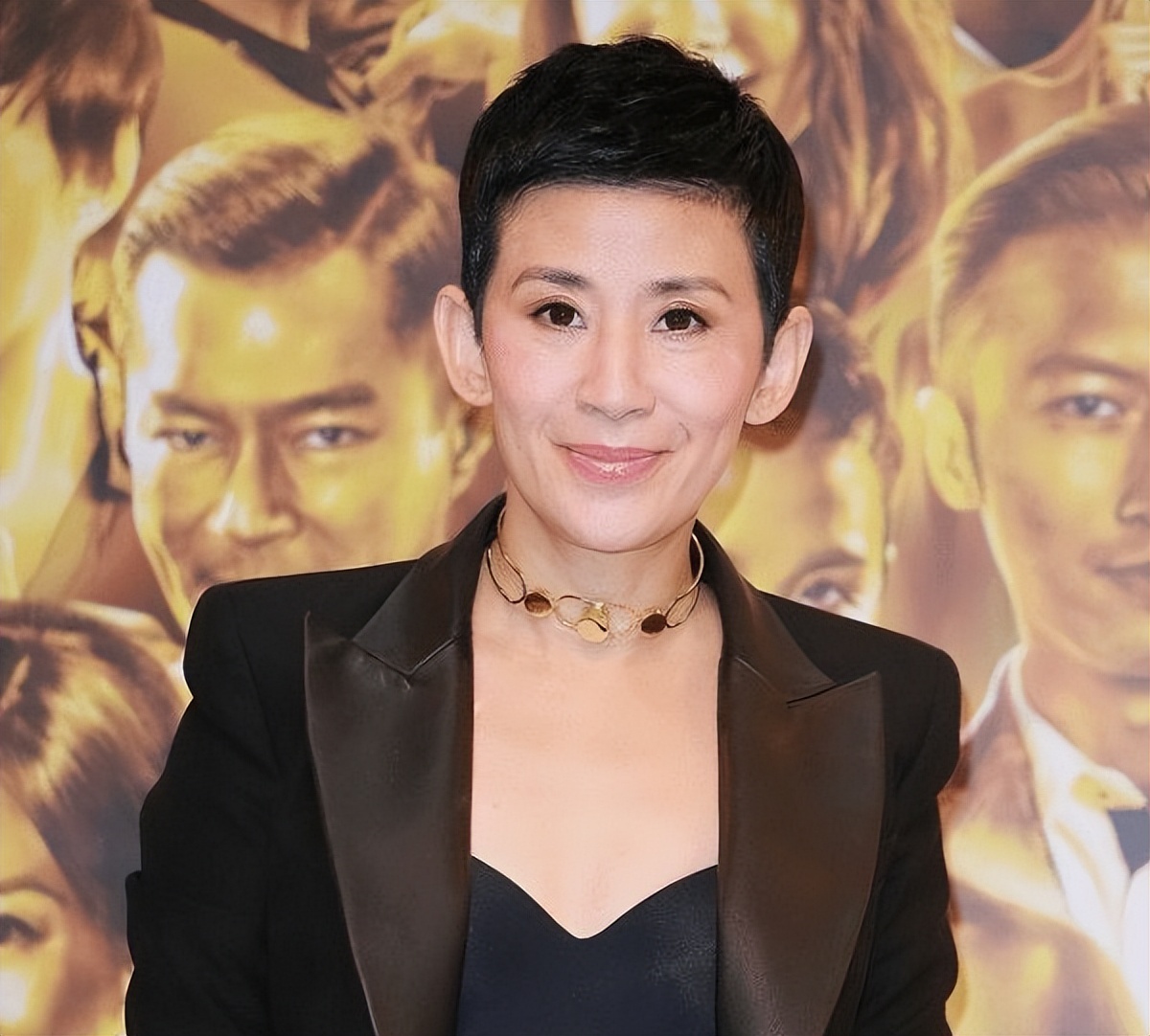 After picking up girlfriends and friends, half of the entertainment ...