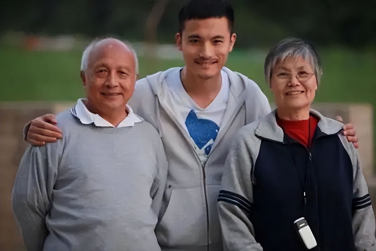 Actor Geng Le: A family of 4 generations with 3 surnames, married an ...