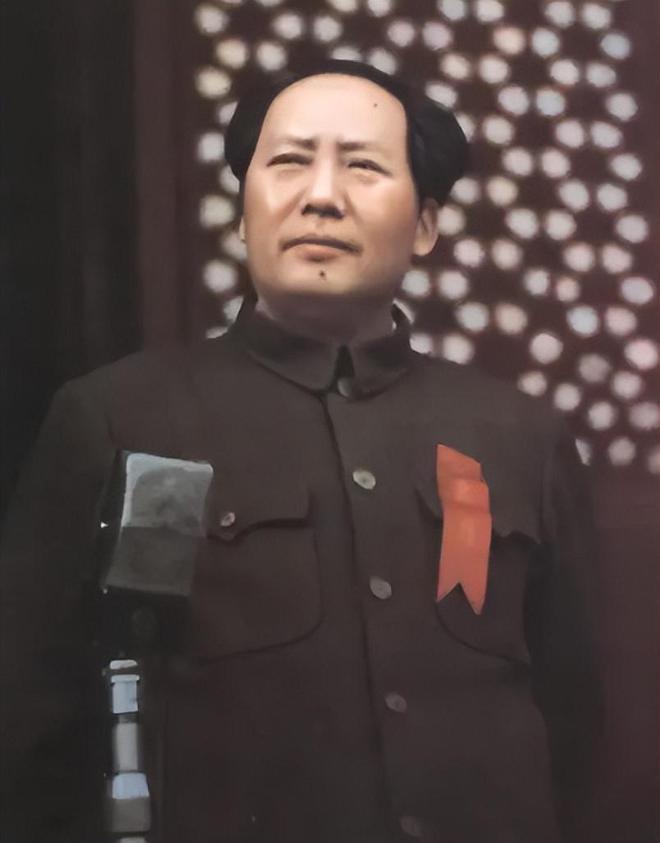 In 1953, Huang Jing invited Jiang Zemin to eat roast duck. After 50 ...