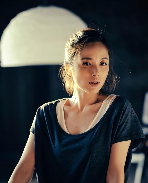 Li Jia: Zeng was very popular, and when he married Jin Dong, he gave up ...