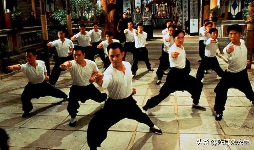Qin Pei: Jet Li took everyone to practice Japanese punching boxing, his ...