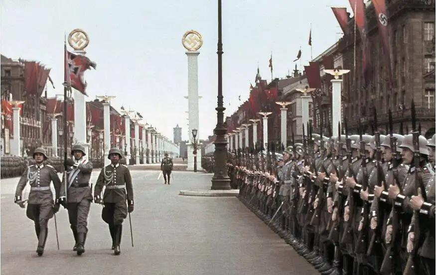 The German military parade at its peak on the eve of World War II - iNEWS