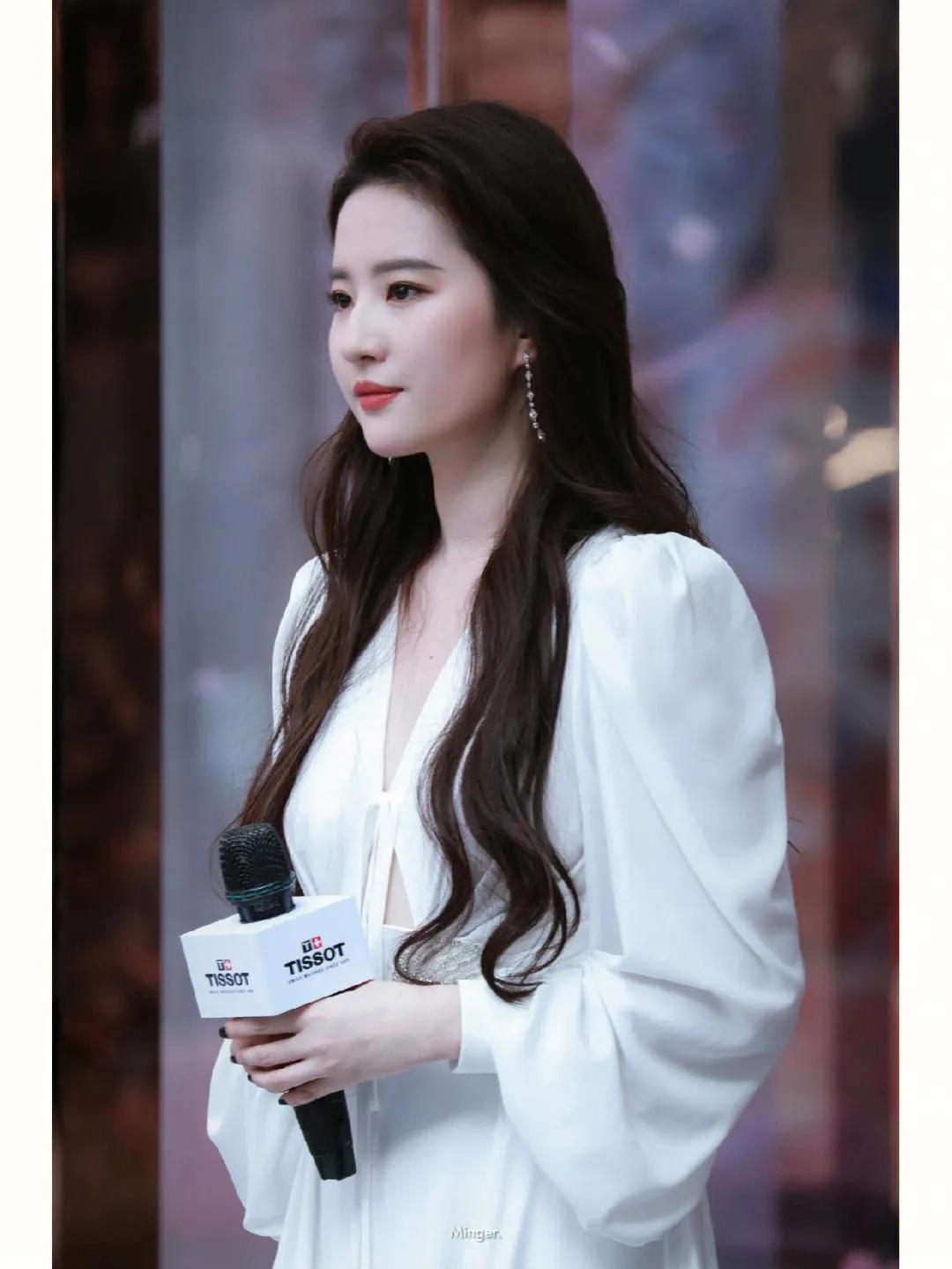 Ang Lee revealed that Wang Jiazhi's first choice for "Lust, Caution" is ...