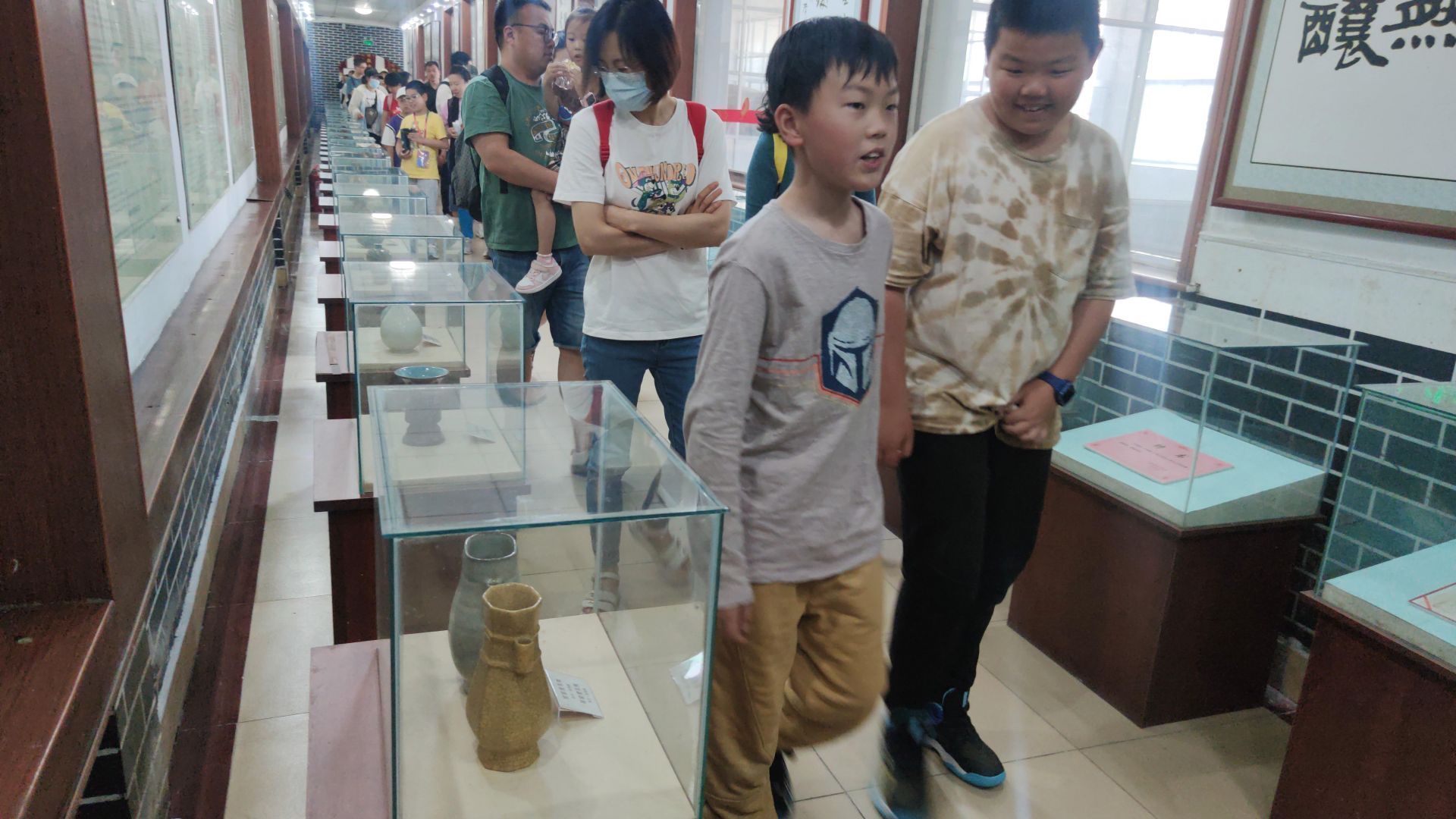 Young reporters walked into the Jimo Miaofu Old Wine Museum: understand ...