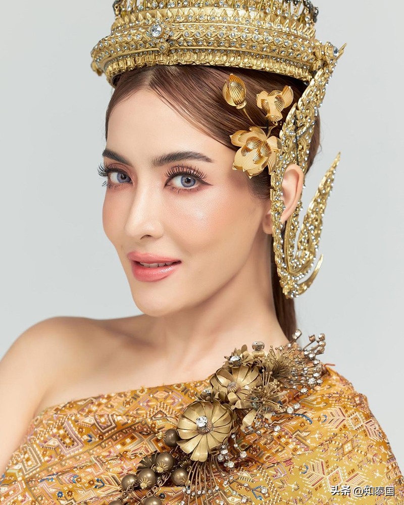 Thai actress Pinky has a beautiful photo of Songkran goddess - iMedia