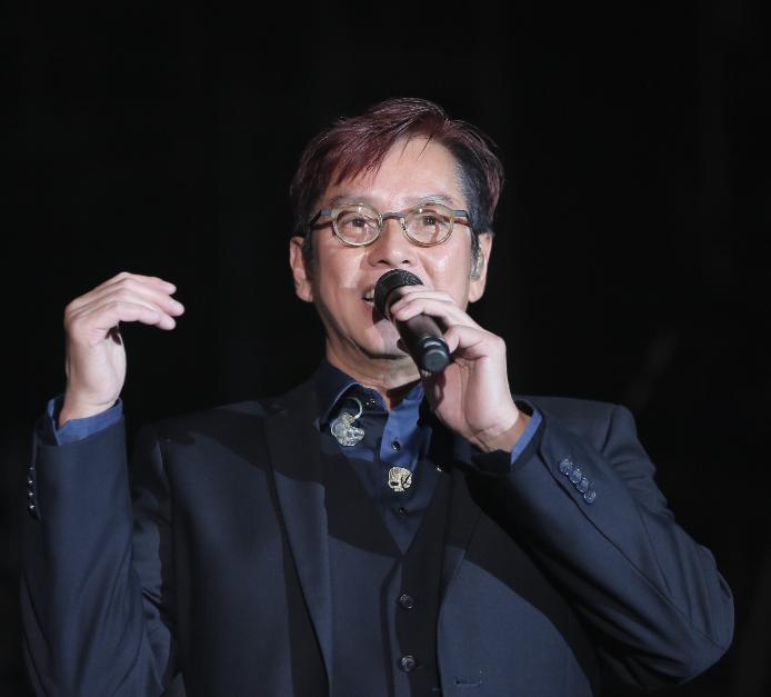 A recent photo of 72-year-old Alan Tam was exposed. His belly is as big ...