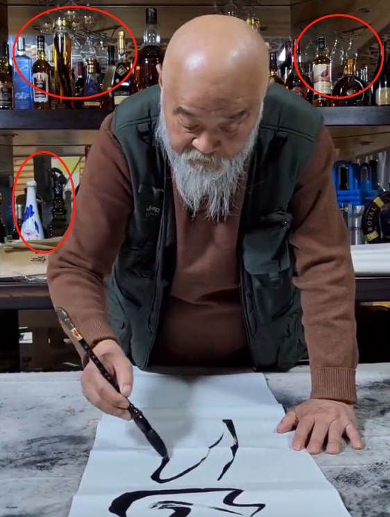 A recent photo of 67-year-old Li Qi was exposed!Attracted by two high ...